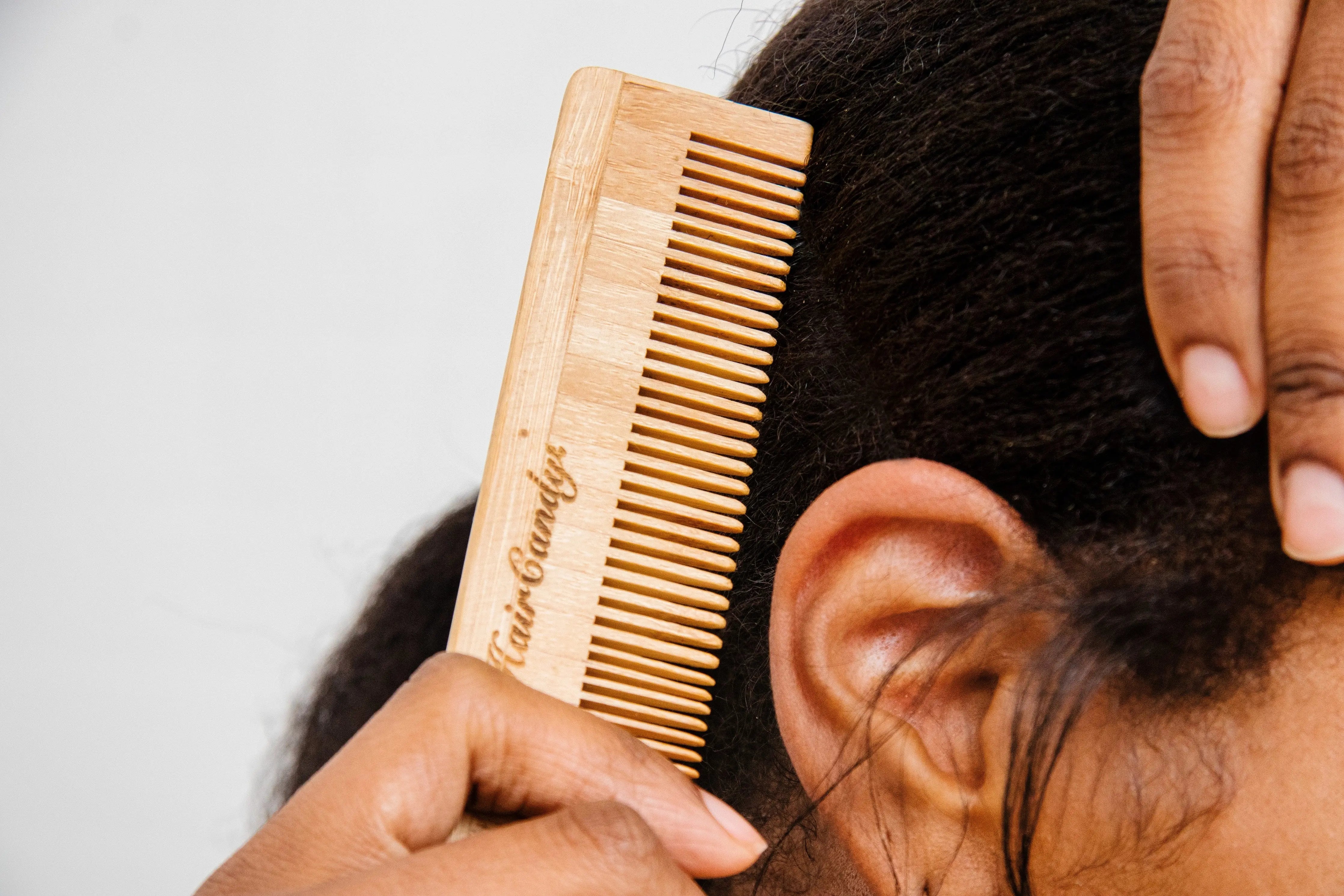 All-Purpose Bamboo Comb for Afro Hair – Reduce Breakage & Split Ends ...